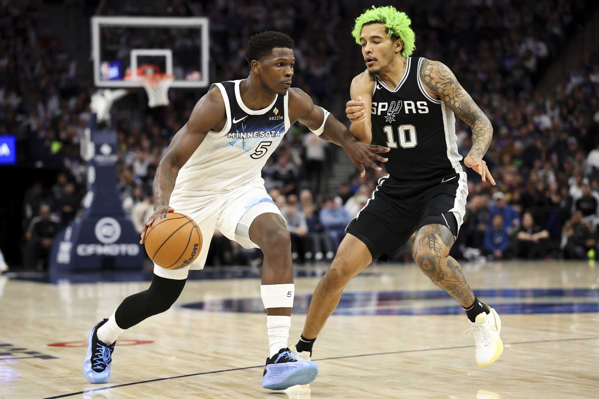 Spurs at Timberwolves: How to watch the game, who's starting, who's ou