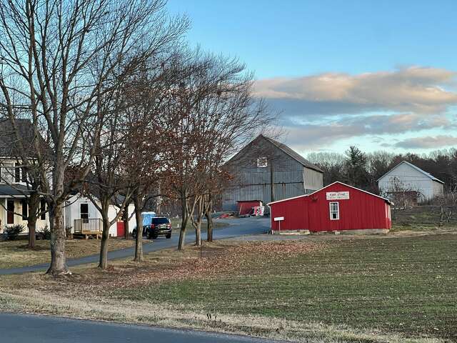 South Windsor solar proposal prompts questions from PZC