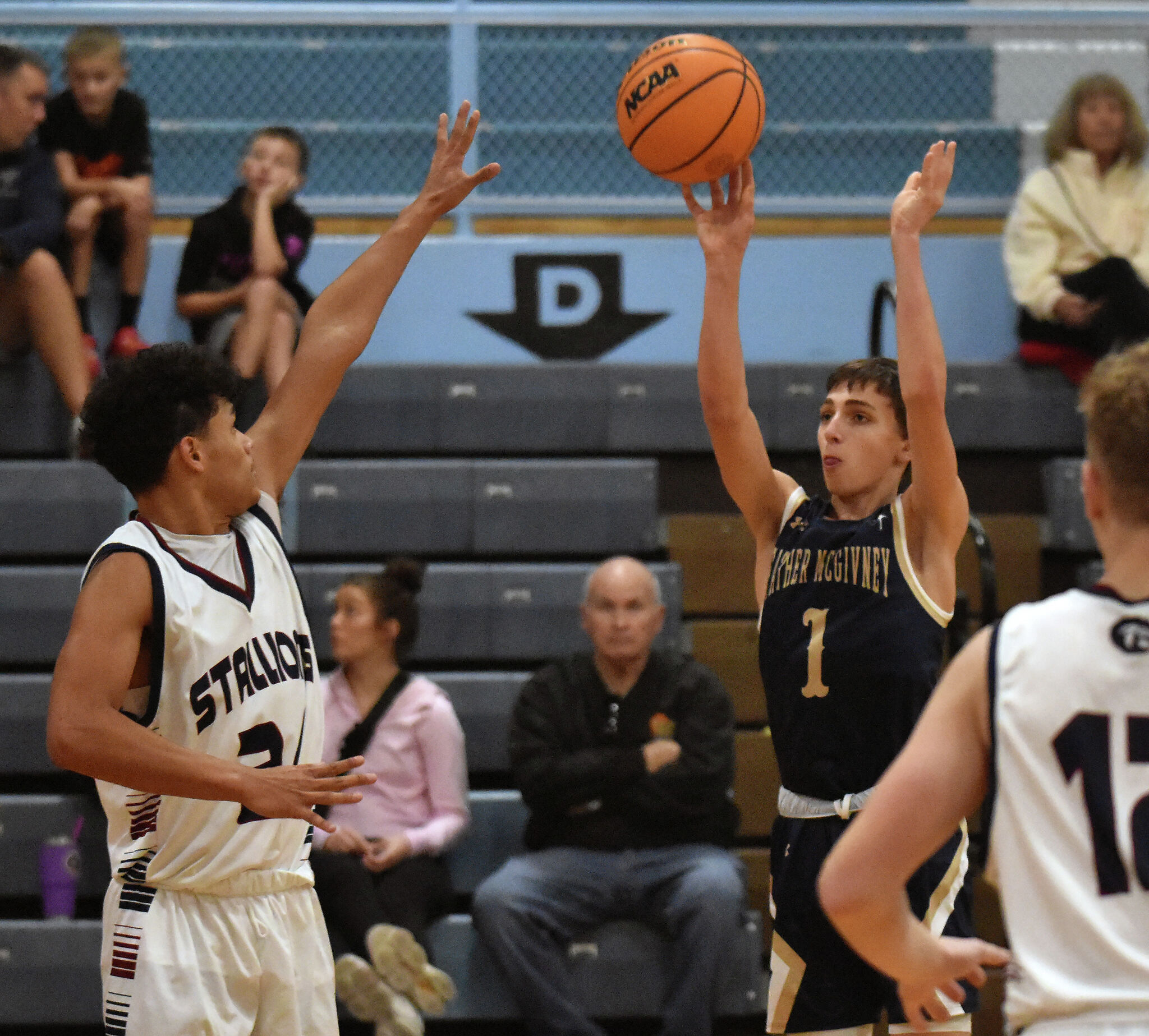 Father McGivney ends Mater Dei Christmas Tournament in ninth place