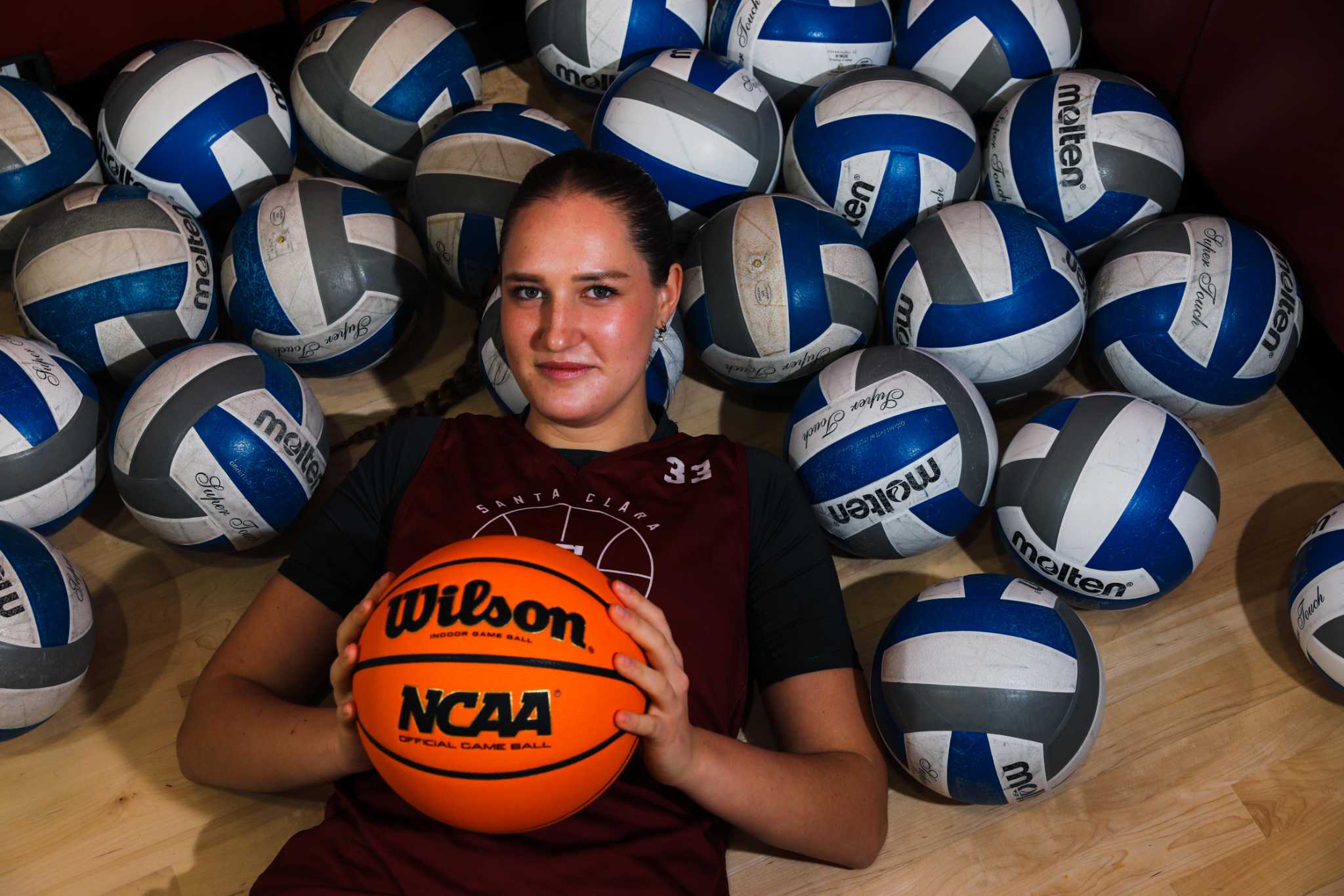 Santa Clara volleyball player takes a swing at Division I basketball