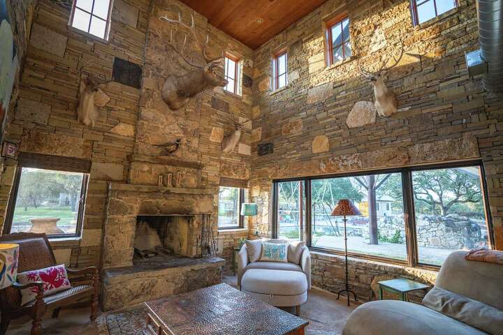 $5.4M Circle S Ranch offers stunning views of New Braunfels