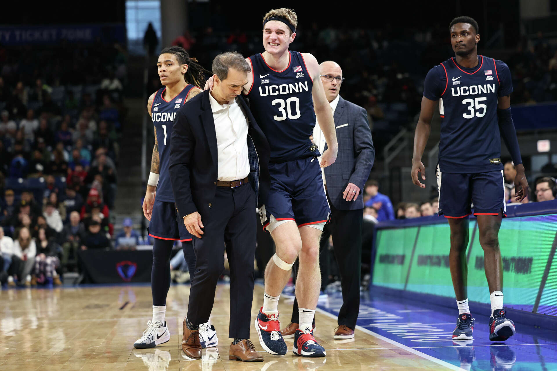 UConn's Liam McNeeley out 'weeks, not days' with high ankle sprain