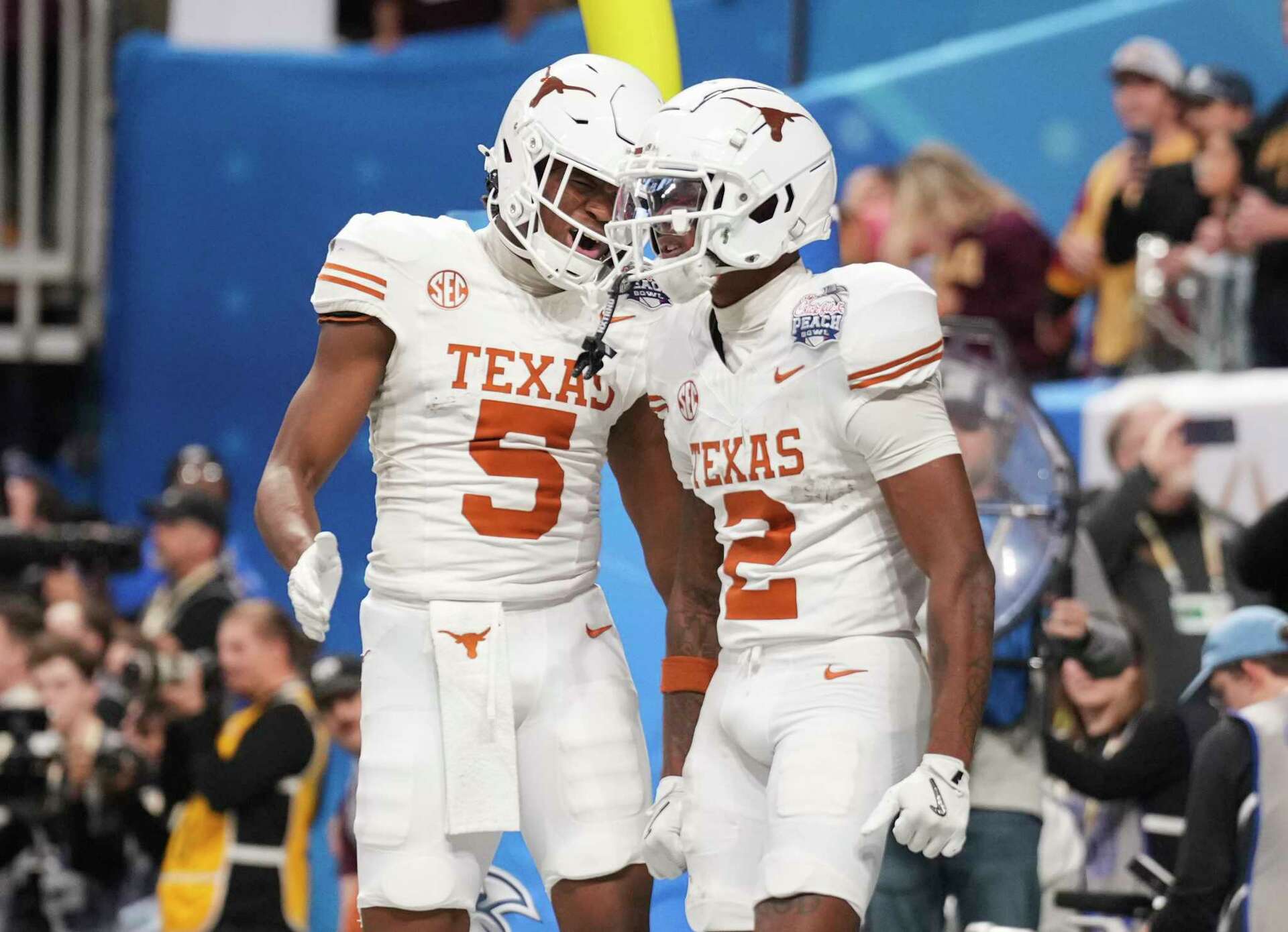Texas' Matthew Golden: Houston transfer keys Peach Bowl win in CFP