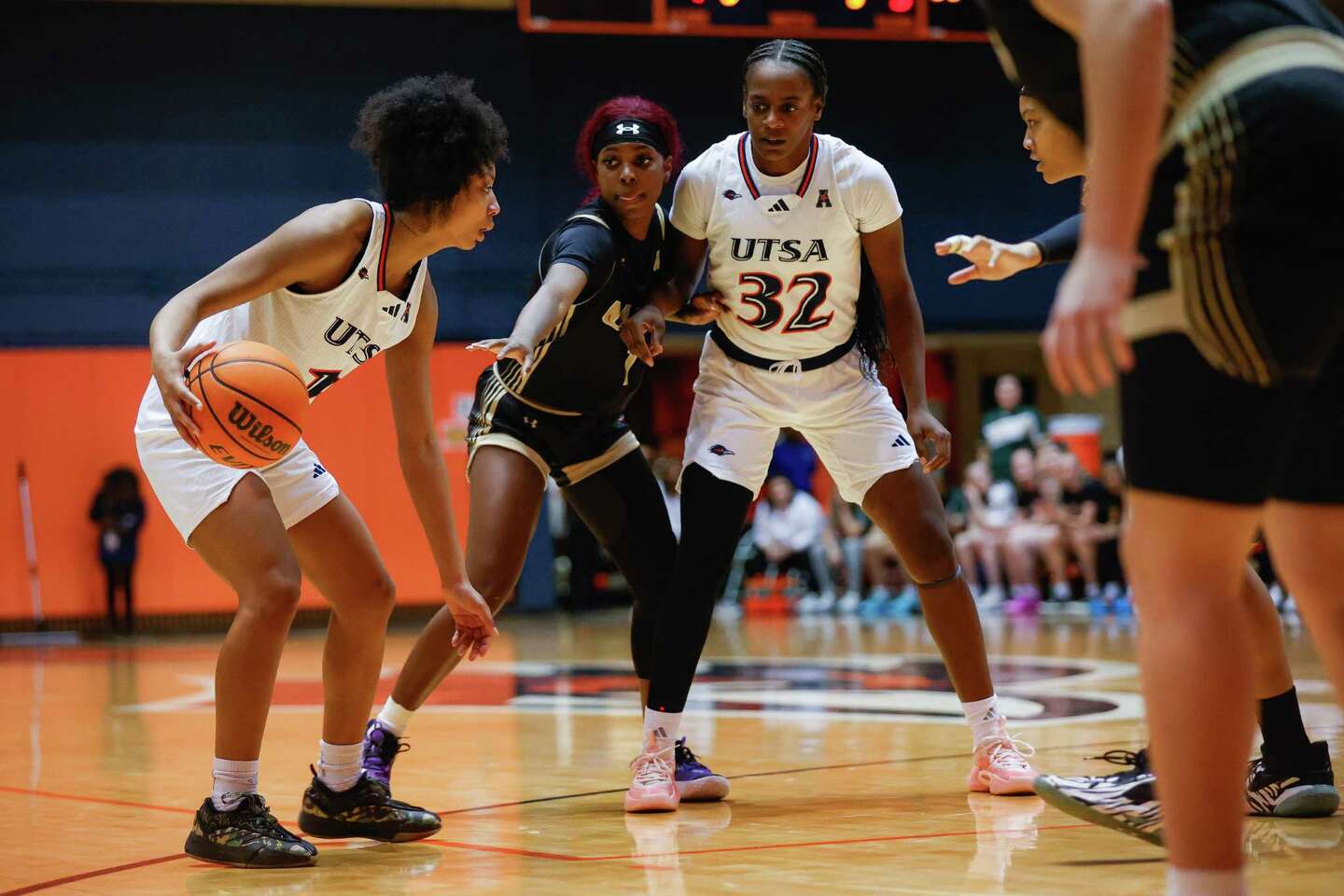 UTSA women top UAB to match program's best start to season