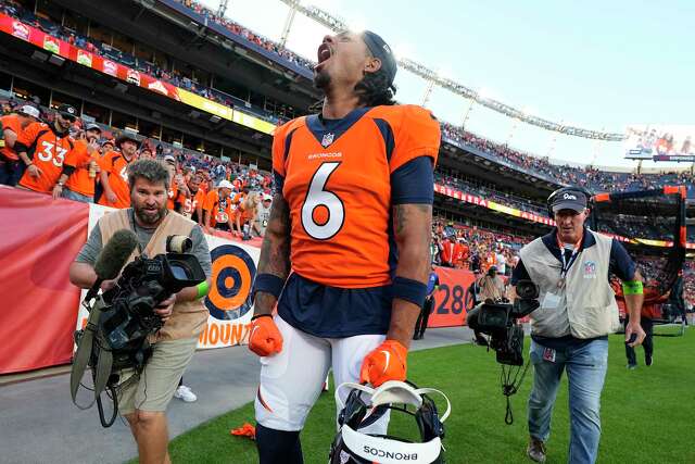 Beaumont native P.J. Locke wins 'courage award' from Denver Broncos