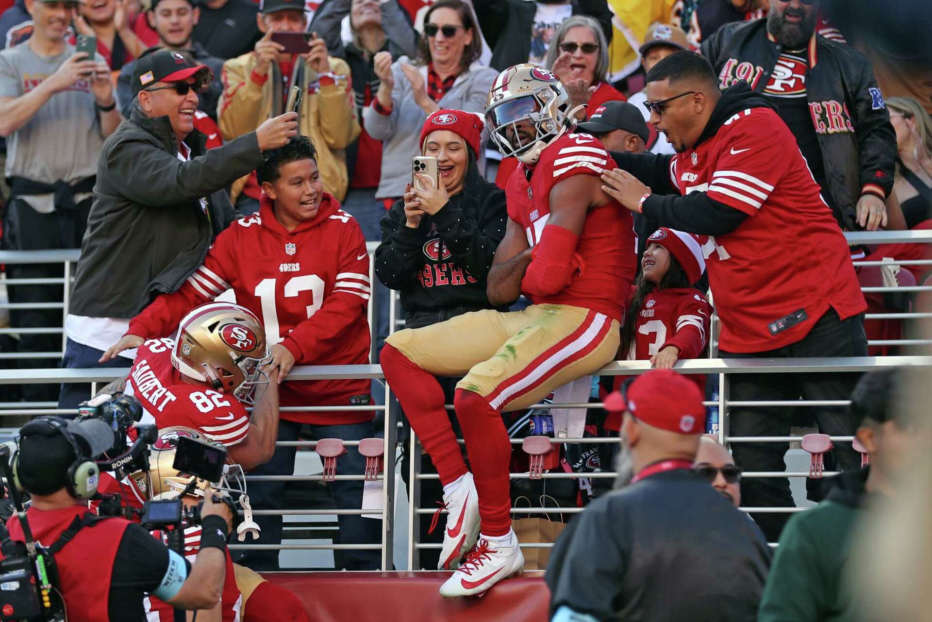 49ers’ Jauan Jennings would join rare company with 77 receiving yards