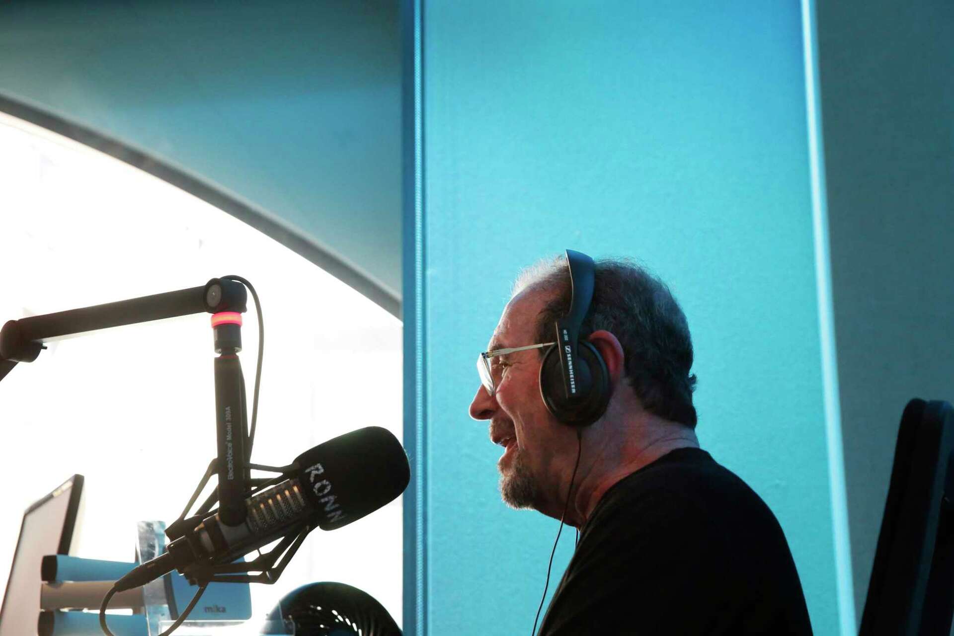 Bay Area radio icon Ronn Owens struggles with health, finances