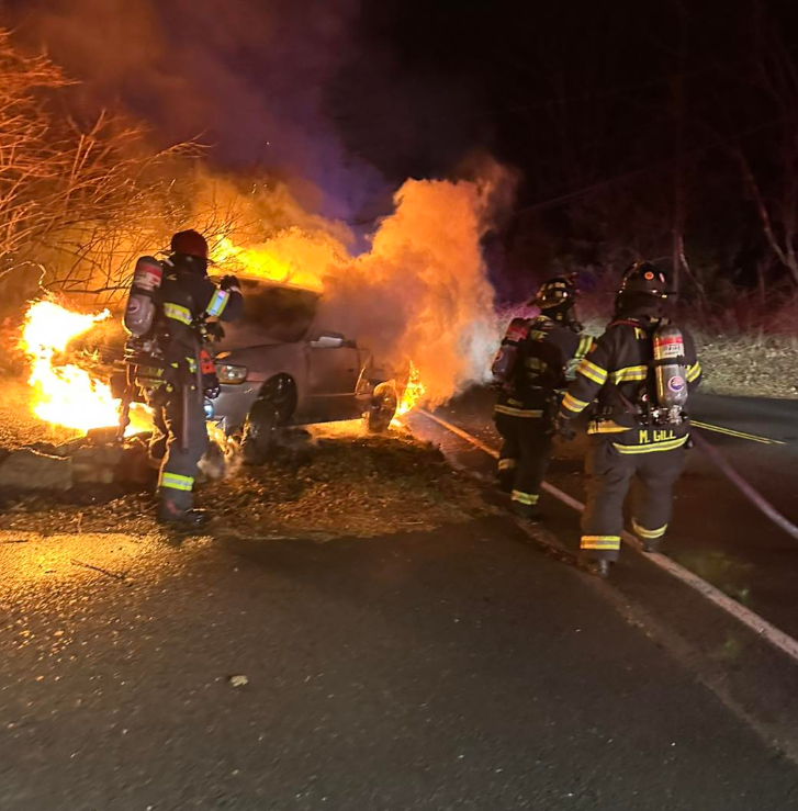 Good Samaritan rescues driver from fiery Monroe crash, officials say