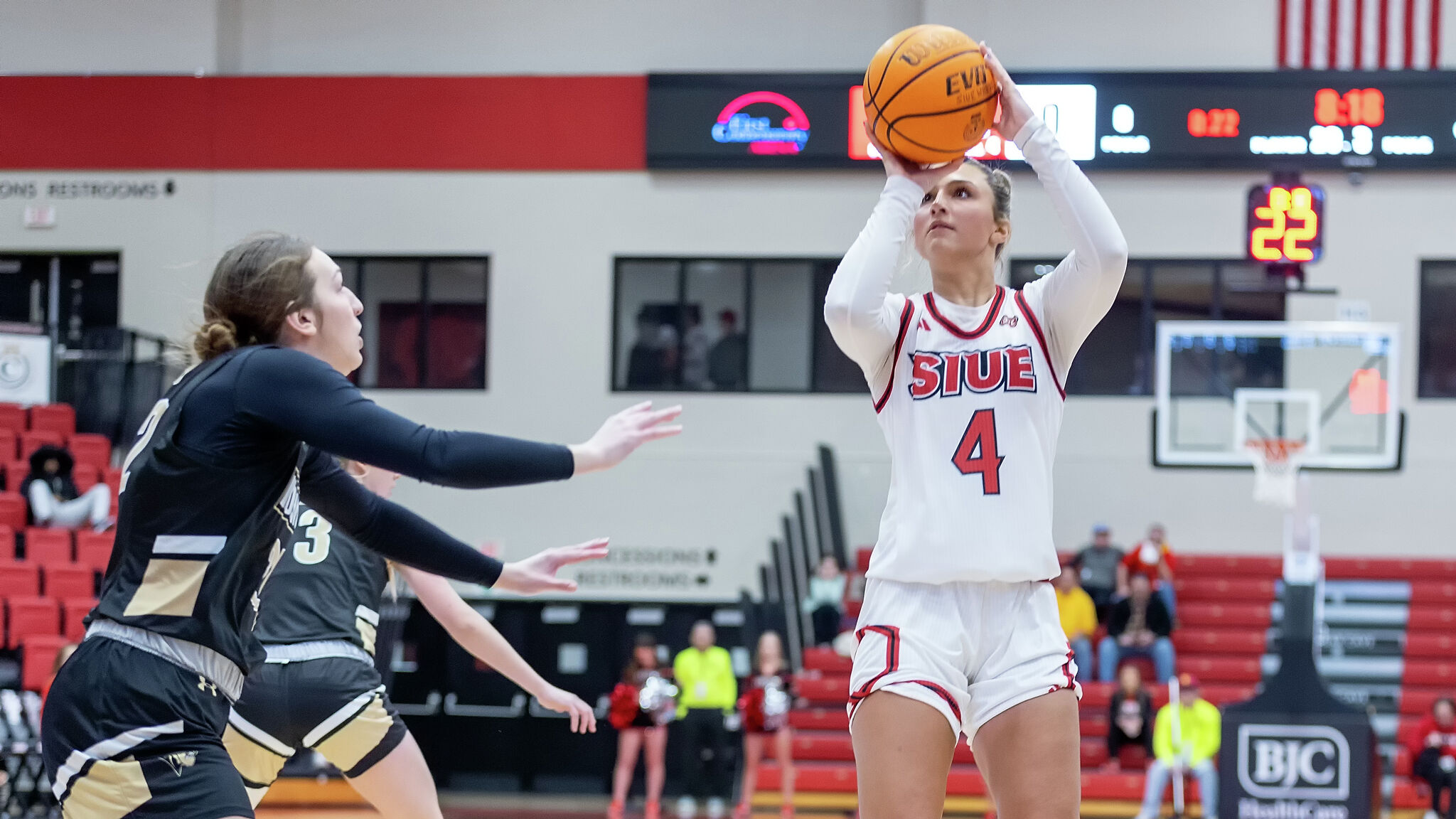 SIUE women snap losing streak, top Tennessee State for first OVC win