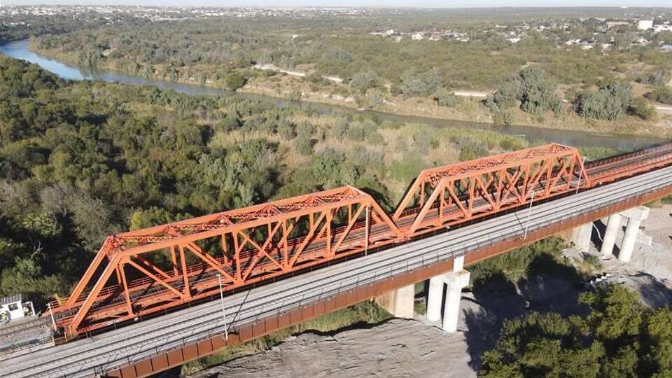 Critical $100 million railroad bridge opens in Texas