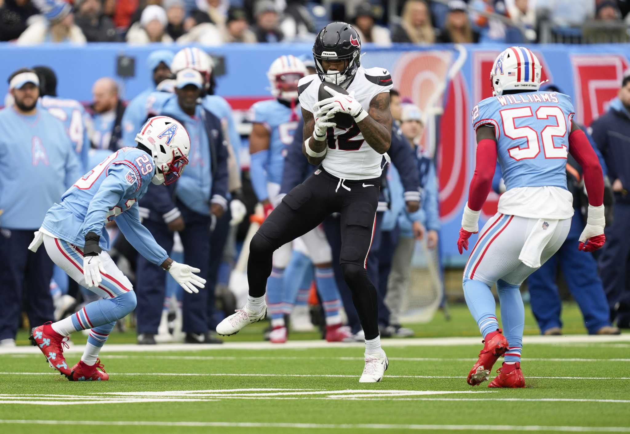 Texans' Joe Mixon, Nico Collins top 1,000 yards for season vs. Titans