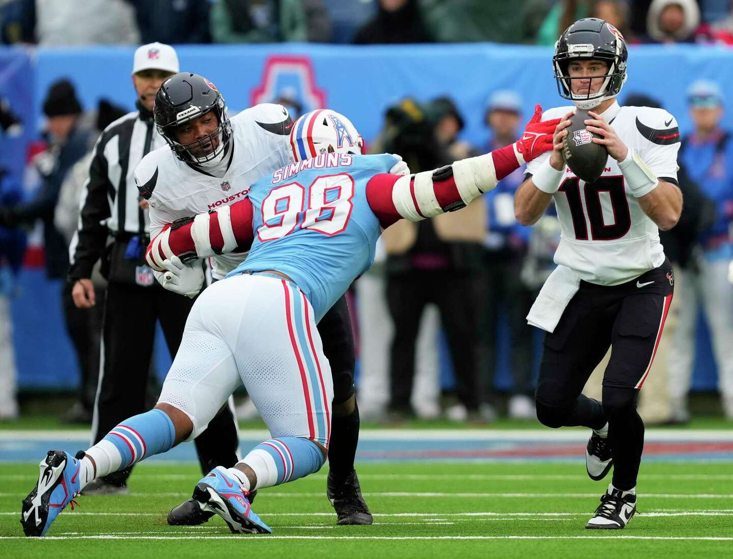 Tennessee Titans will wear Houston Oilers throwback jerseys vs. Texans