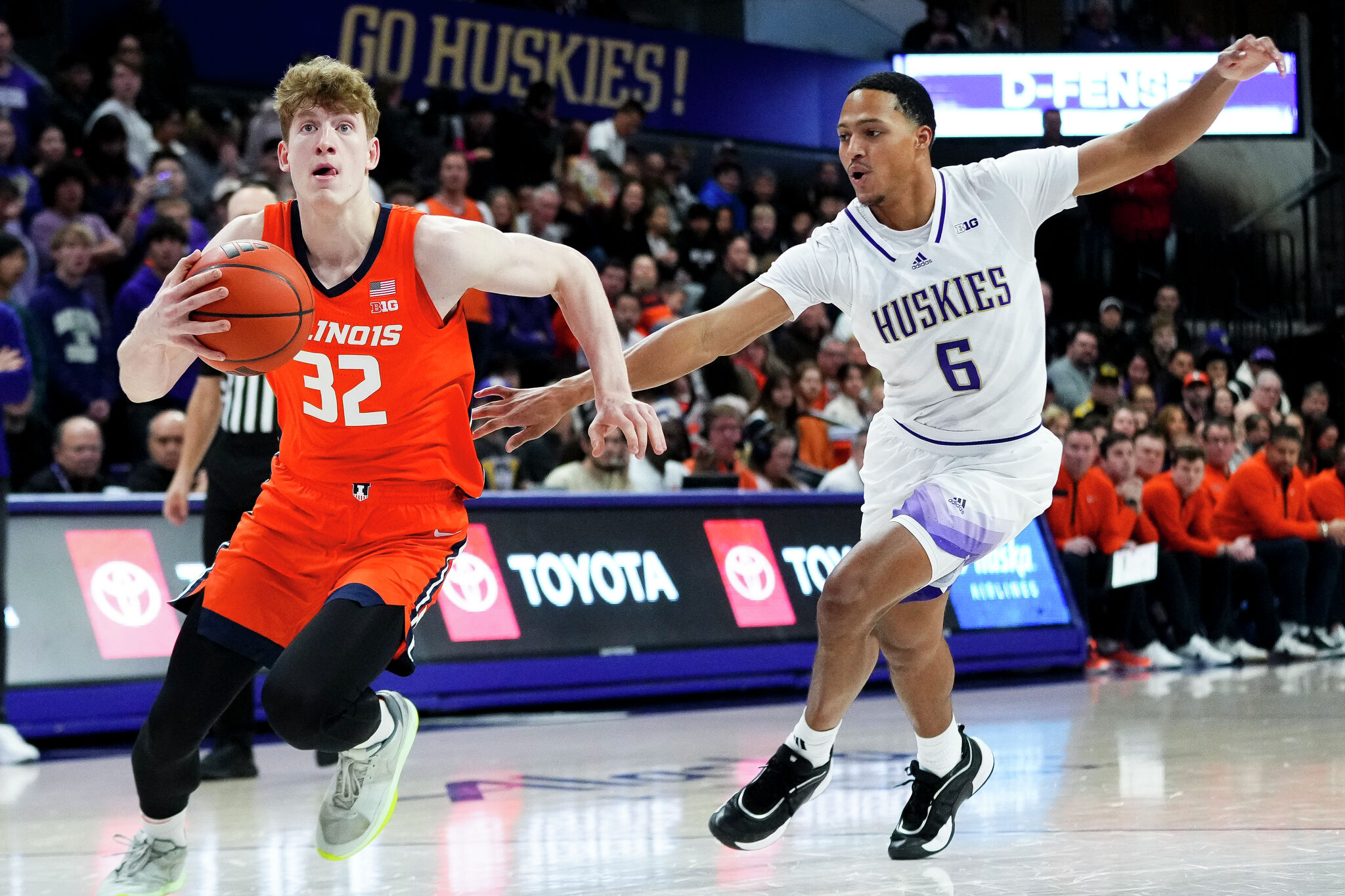 Illinois vs. Washington Huskies basketball live updates, score
