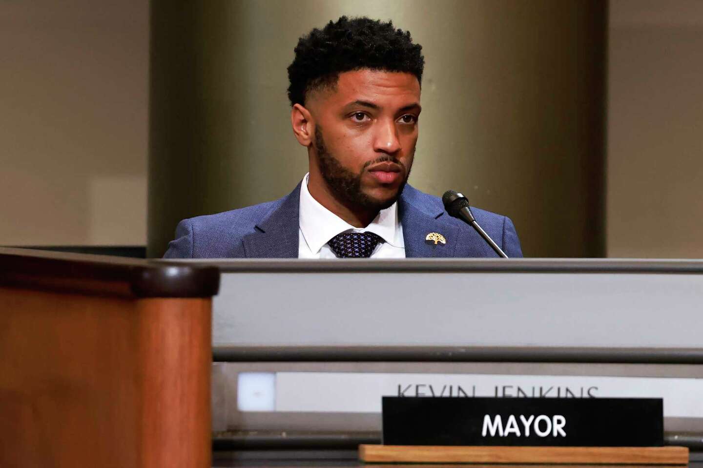 Oakland council picks Kevin Jenkins as new president and interim mayor