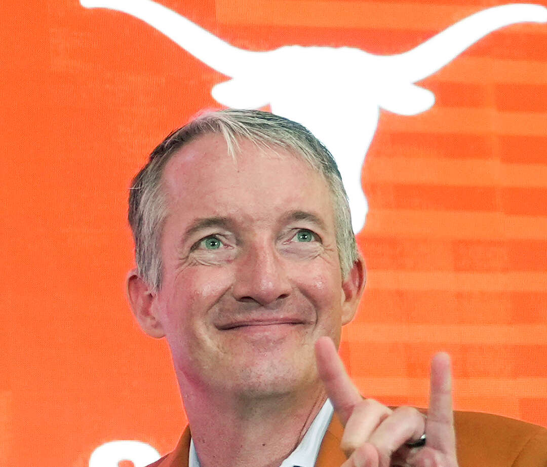 UT President Jay Hartzell stepping down to lead SMU