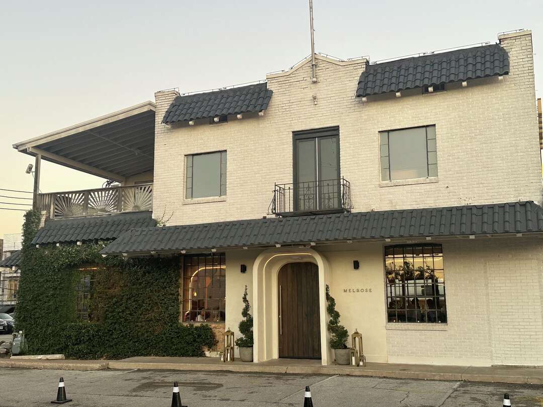 Cocktail bar Melrose opens in Houston with ritzy drinks and design