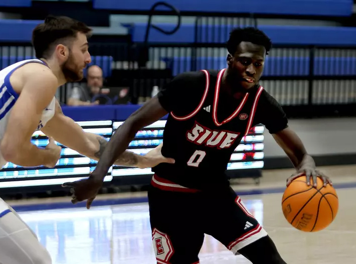 SIUE basketball travels to Southern Indiana for NCAA Division I action