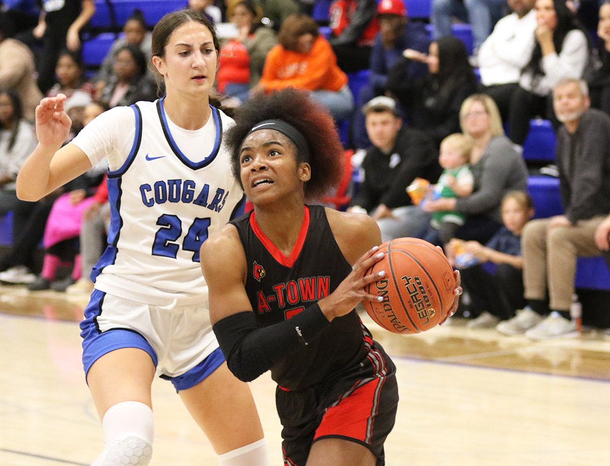 TUESDAY GIRLS BASKETBALL: Alton routs West; Calhoun wins on road