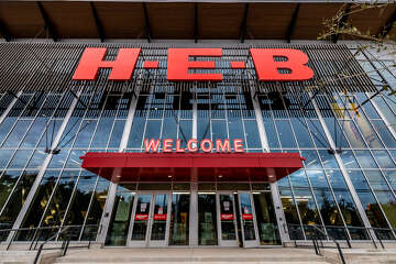H-E-B proposes new store on former landfill