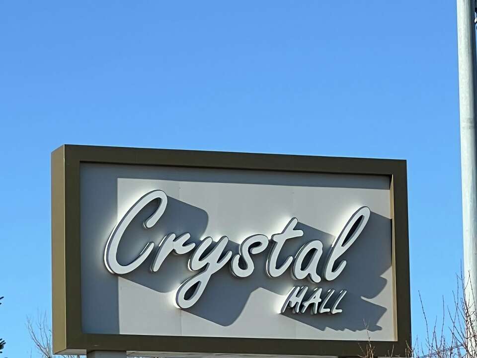 Crystal Mall's FYE store closing, Trumbull remains last in CT