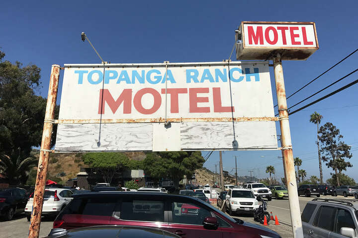 Palisades Fire destroys William Randolph Hearst seaside property