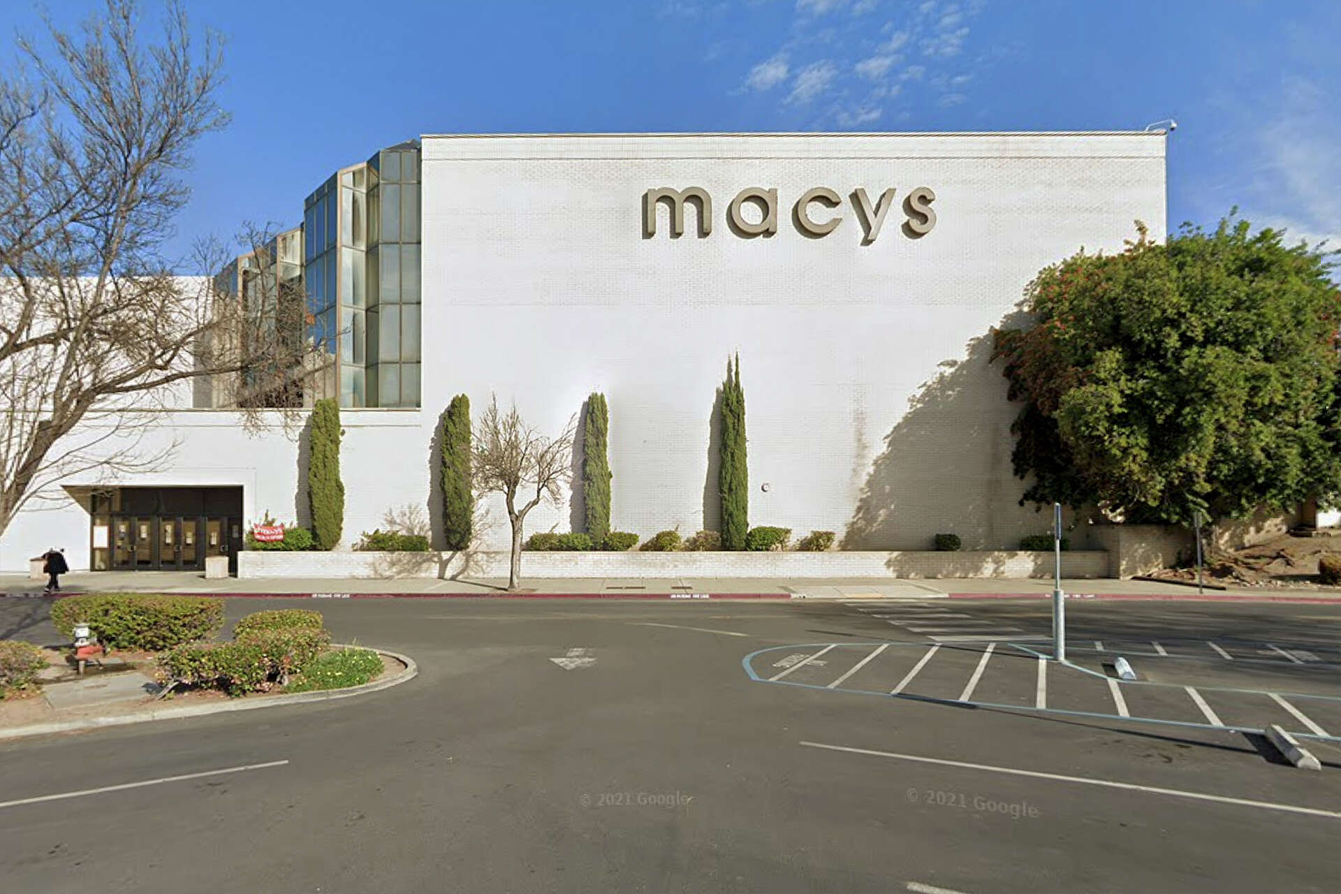 2 nostalgic and beleaguered Bay Area Macy’s slated to close