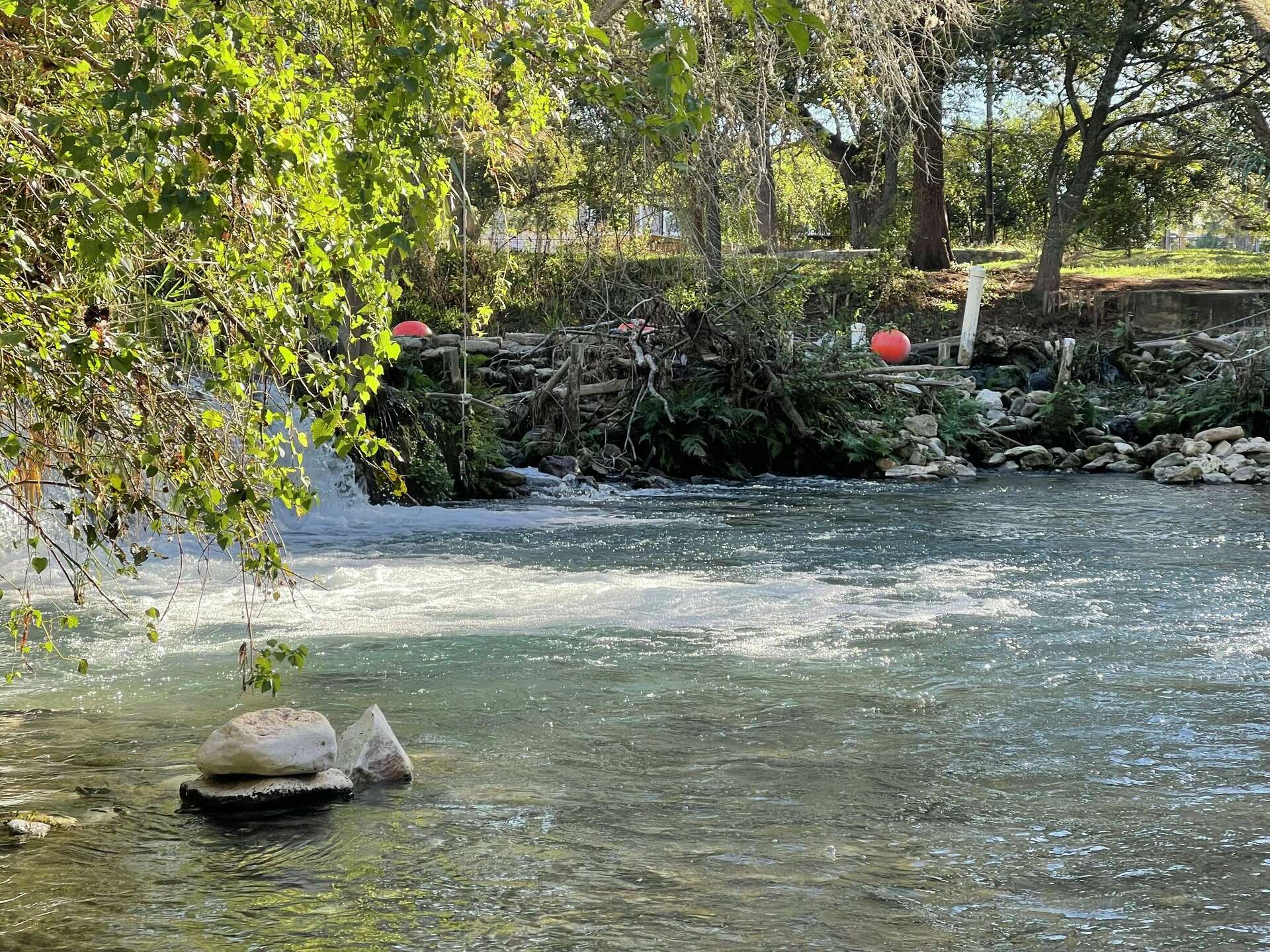 Fight rages on over dilapidated dam on San Marcos River