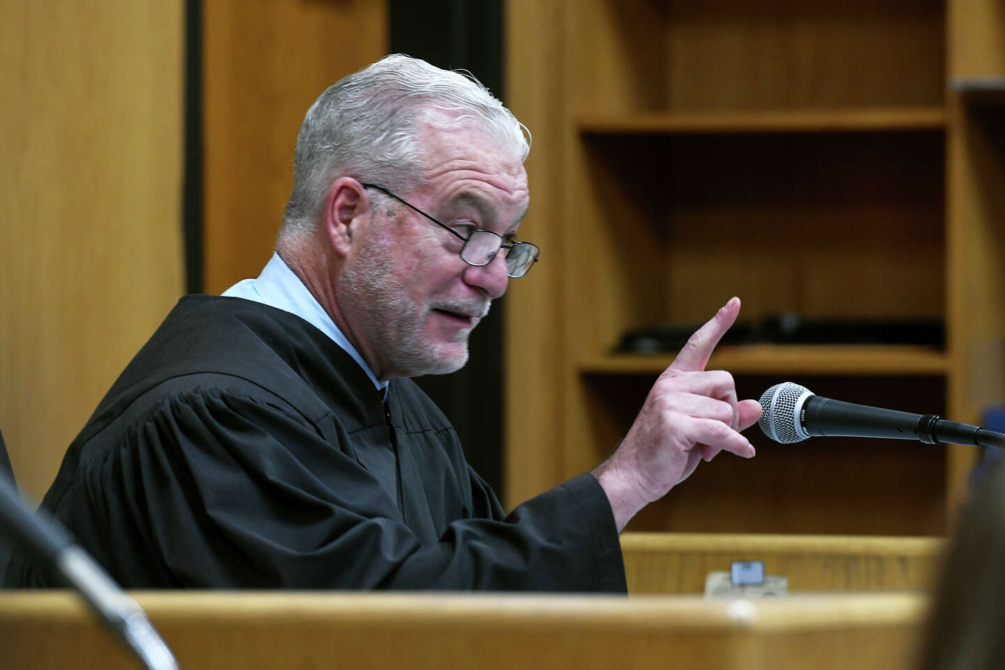 Six candidates vying to replace outgoing Connecticut inspector general