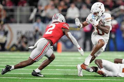 Texas football: WR DeAndre Moore Jr. isn't shy on goals, or talent