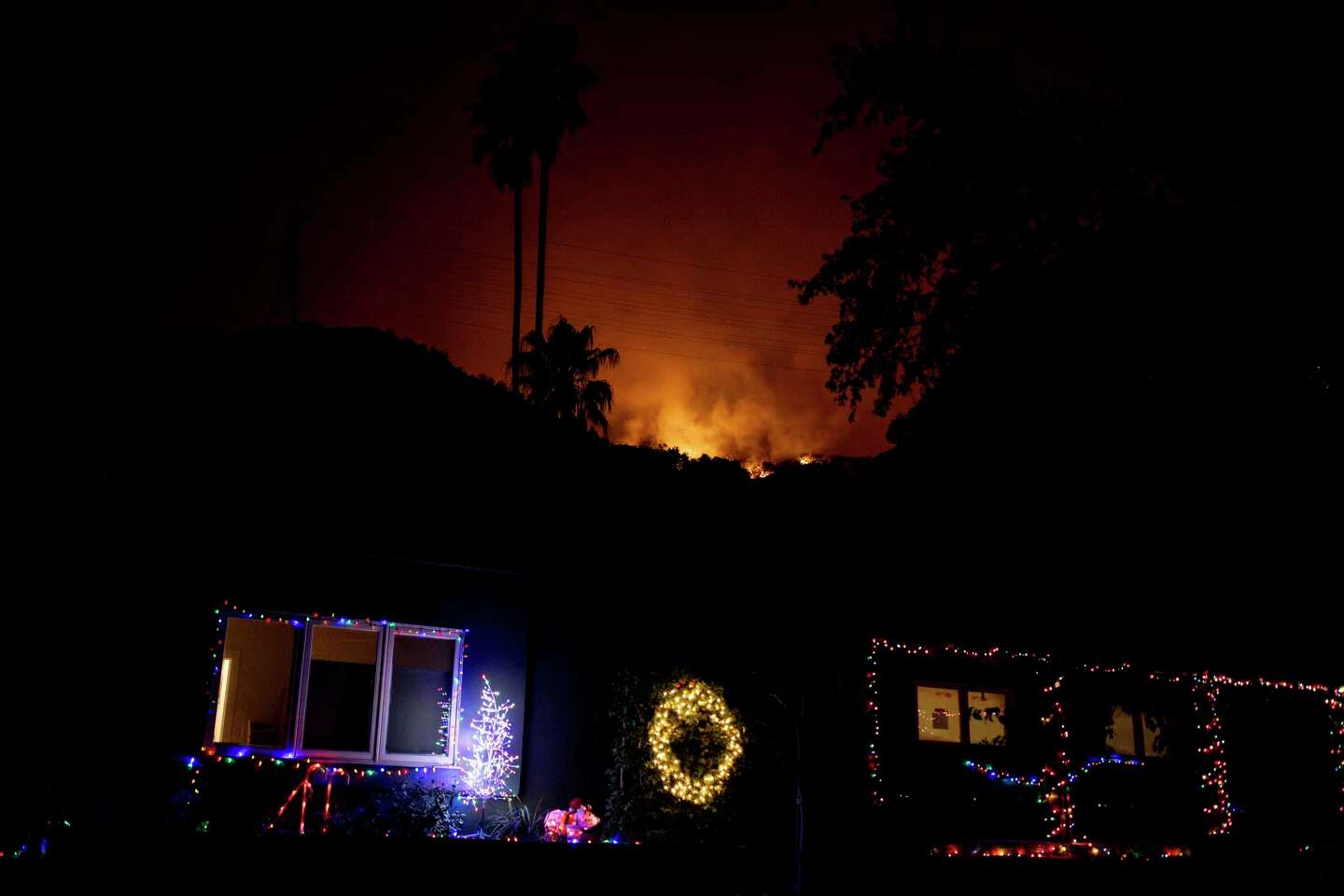 L.A. wildfires: Brentwood, Encino evacuated as Palisades Fire shifts