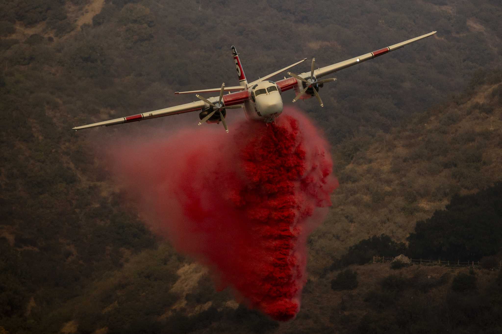L.A. wildfires: Brentwood, Encino evacuated as Palisades Fire shifts