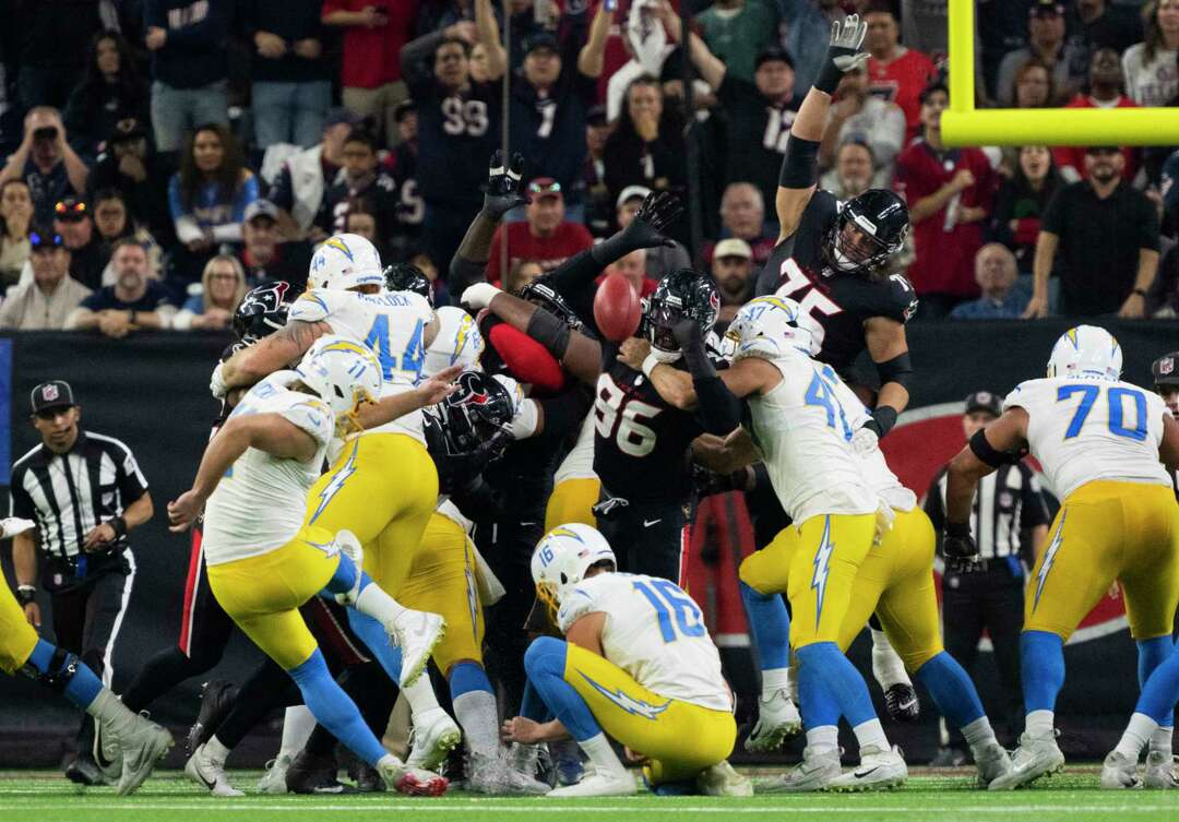 Houston Texans: D'Angelo Ross' PAT return makes NFL playoff history