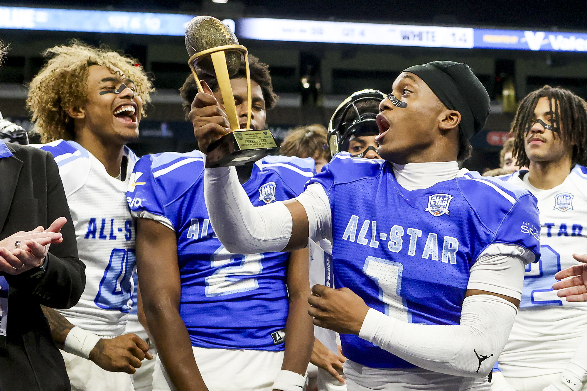 Jamare Smothers nabs two picks in San Antonio all-star game