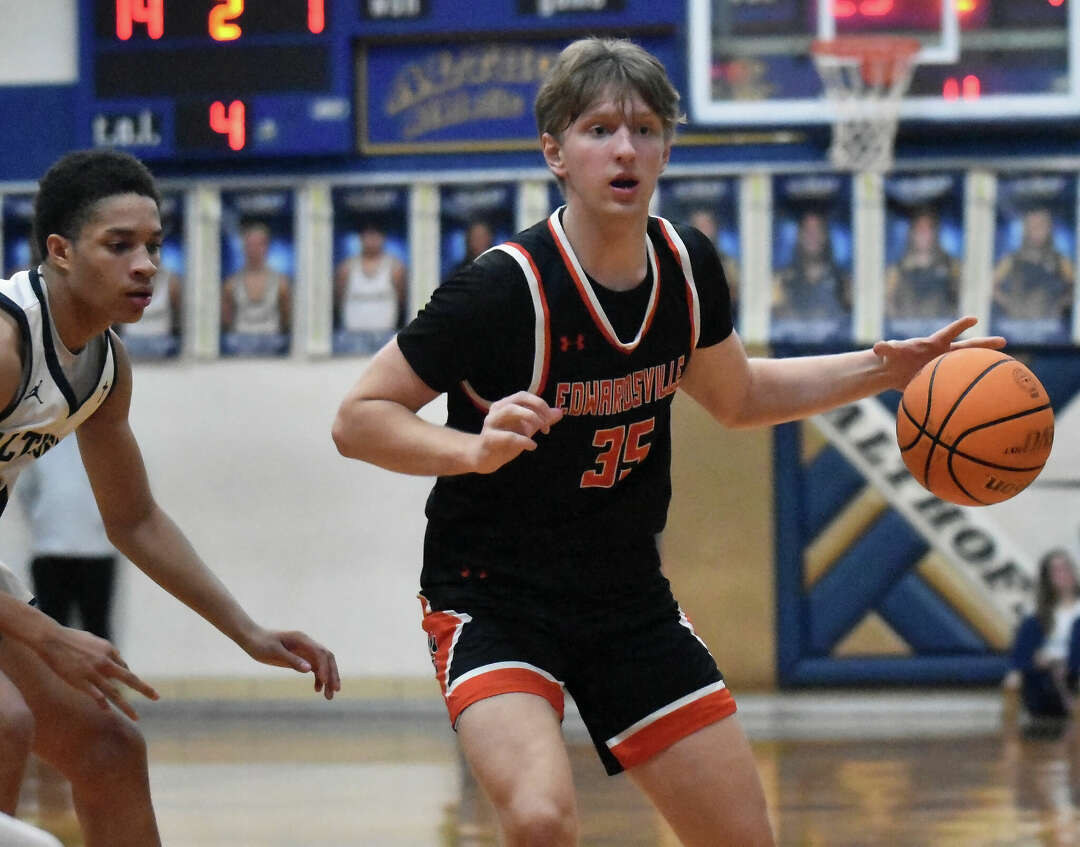 Tigers 'make a statement,' beat top-ranked Belleville Althoff