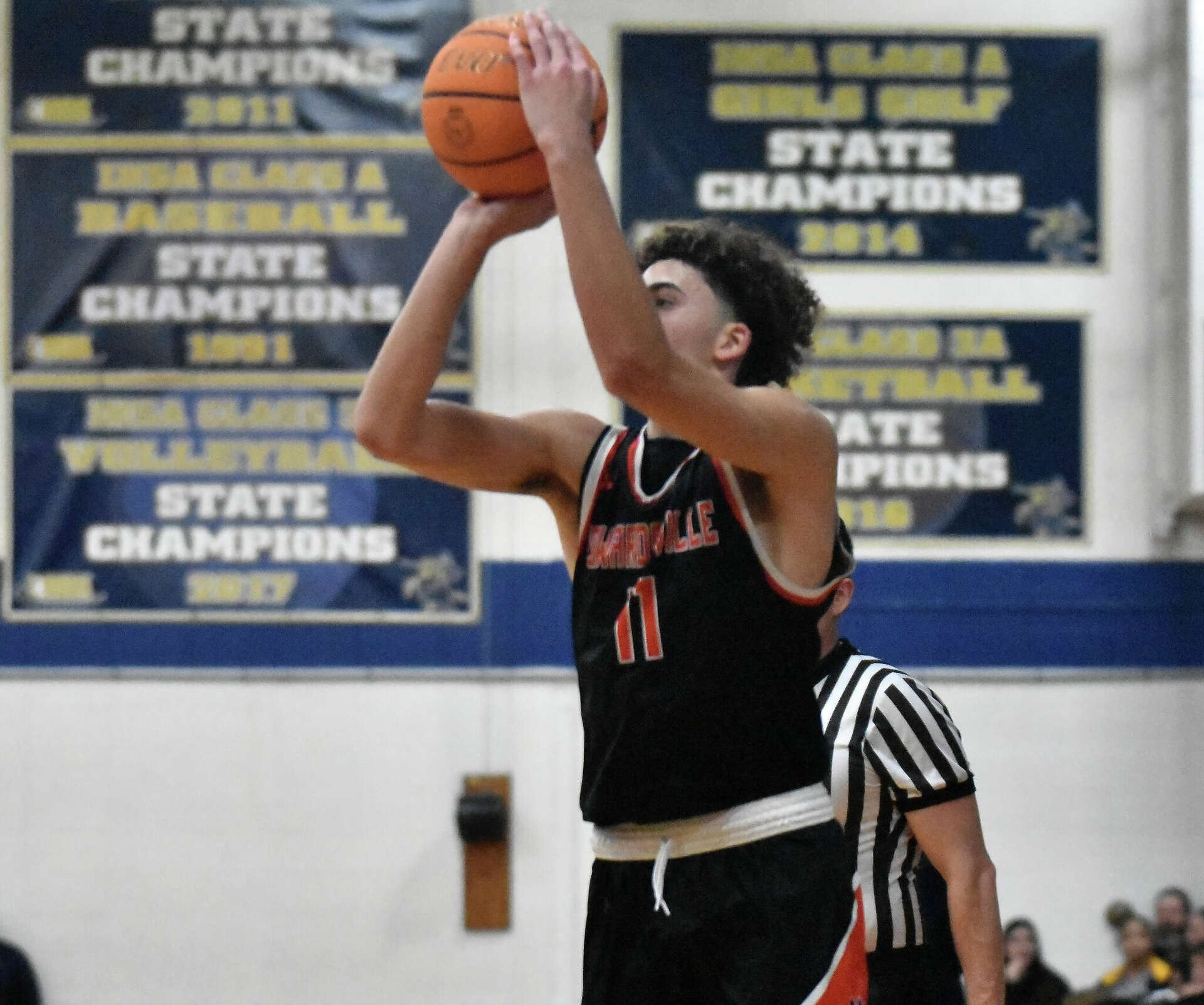 Edwardsville boys basketball faces top-ranked Althoff in Belleville