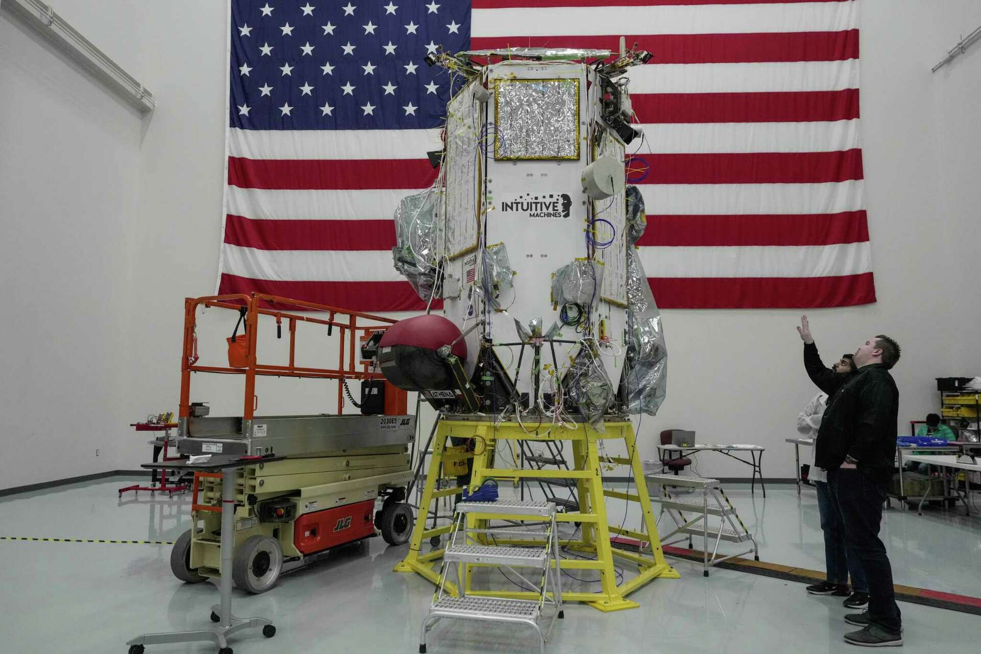 Houston’s Intuitive Machines launches second moon lander via SpaceX