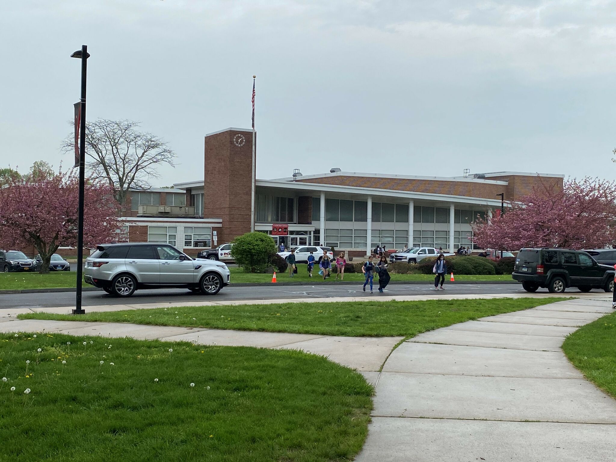 New Canaan middle school art teacher dies, school official says