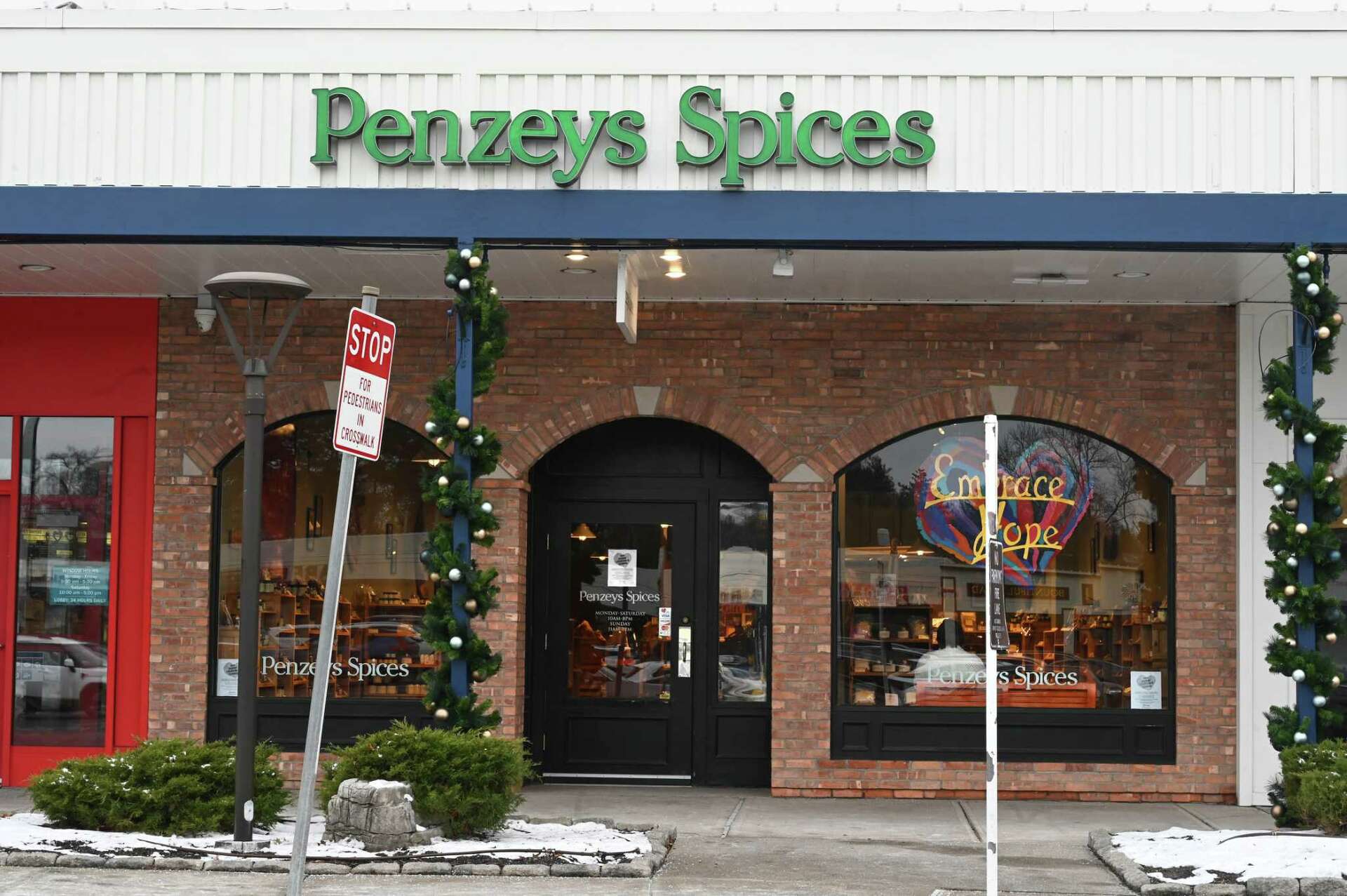 Penzeys Spices considers location on Wolf Road in Colonie