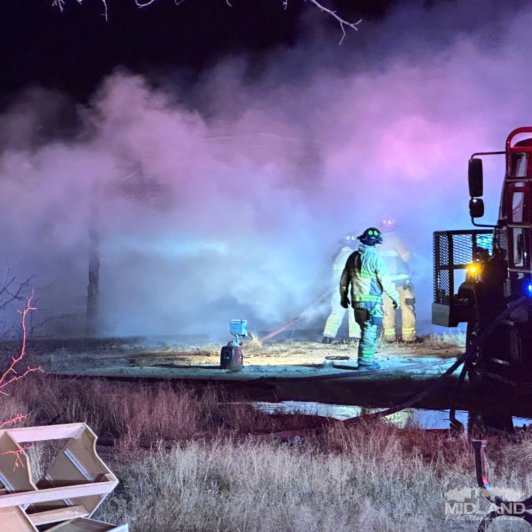Midland Fire Department responds to early morning structure fire