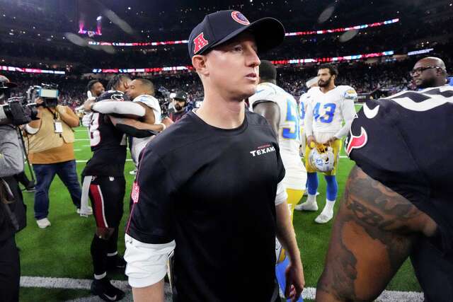 Houston Texans: Former offensive coordinator Bobby Slowik to Miami