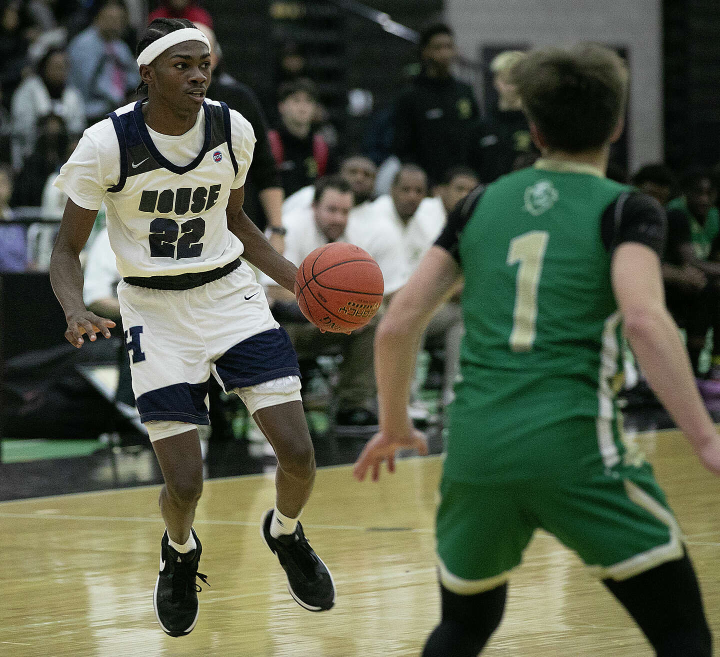 No. 1 Connecticut boys basketball team Notre Dame-West Haven falls