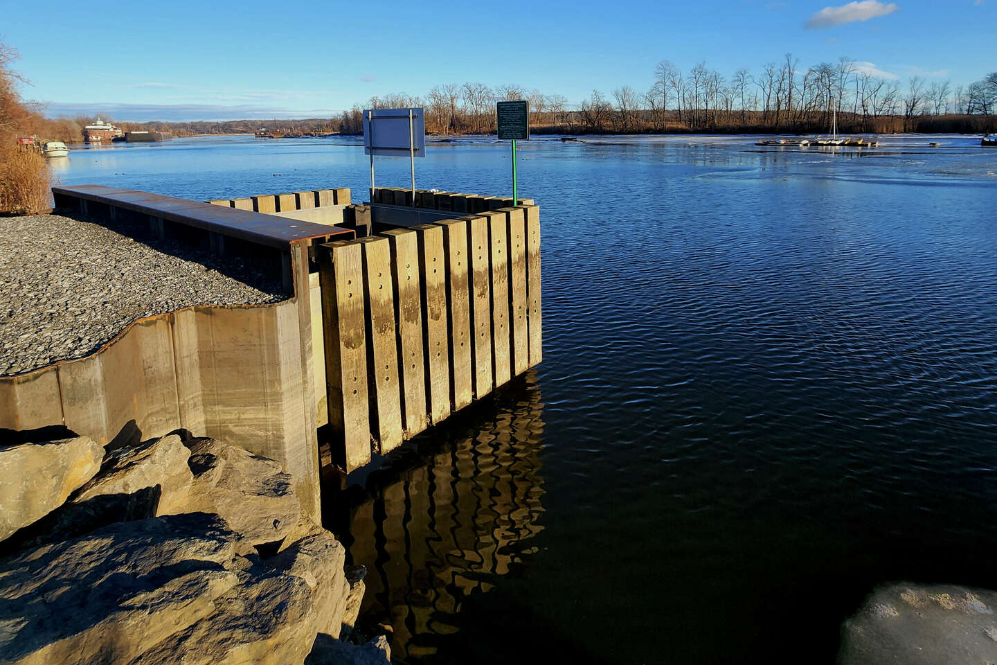 How toxic landfill leachate is dumped into the Hudson River