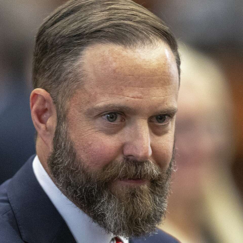 Texas House elects Burrows as speaker in blow to Abbott, Paxton