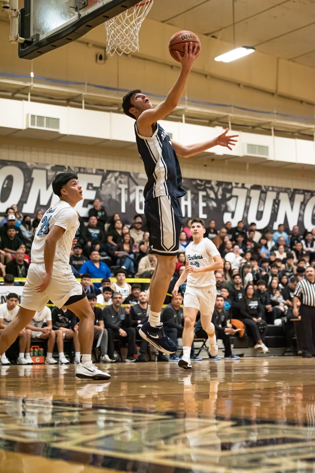 Alexander Valdez powers Bulldogs to win over United South