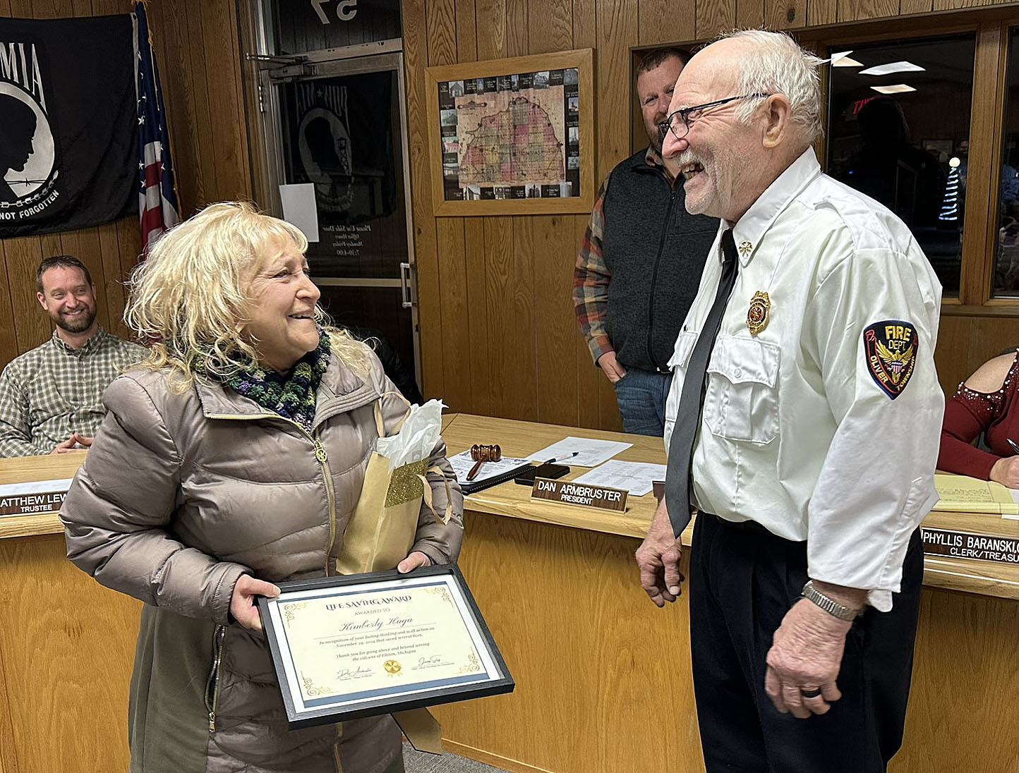 Elkton woman honored for saving girls from Black Friday house fire