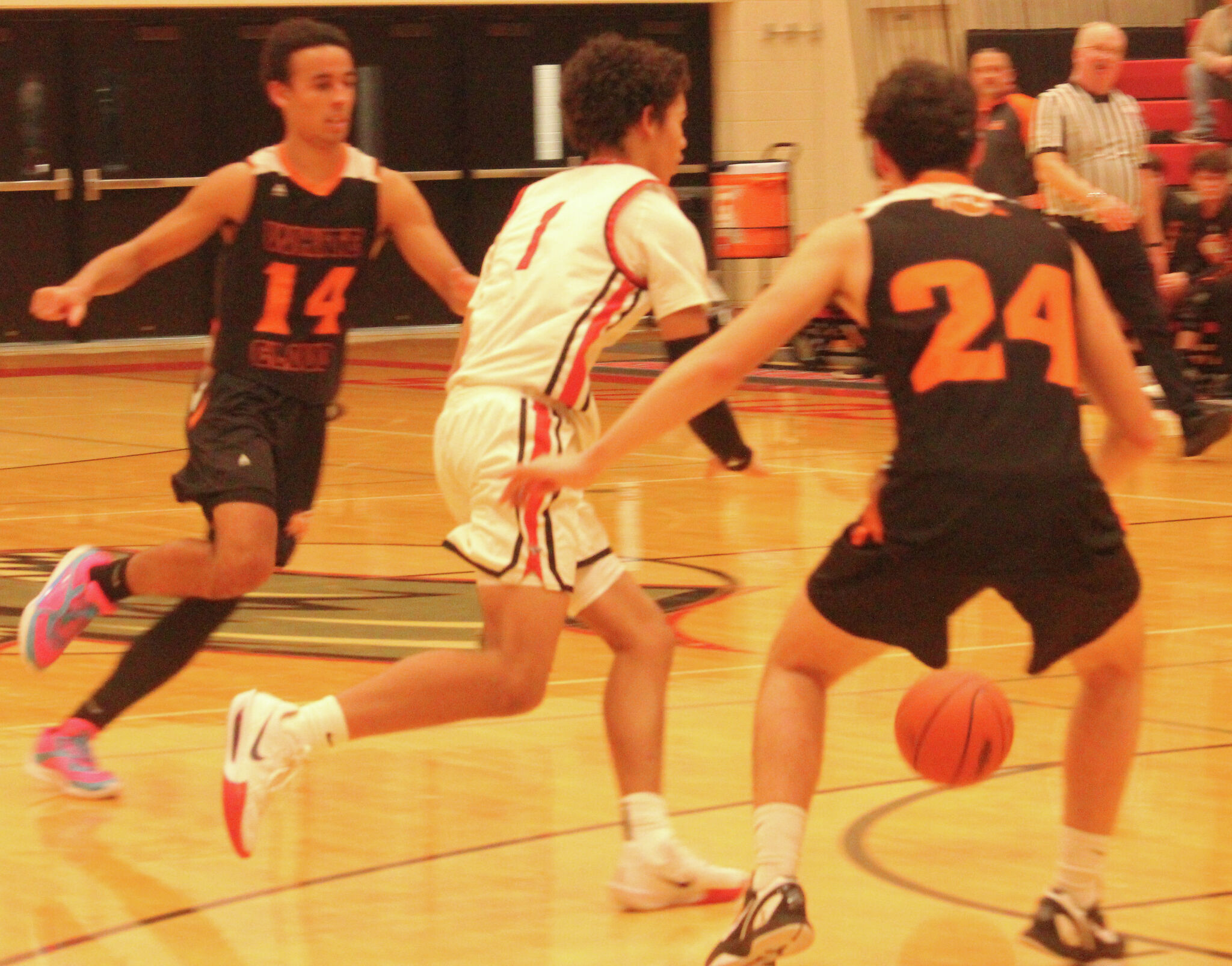 Reed City basketball teams defeat Lakeview