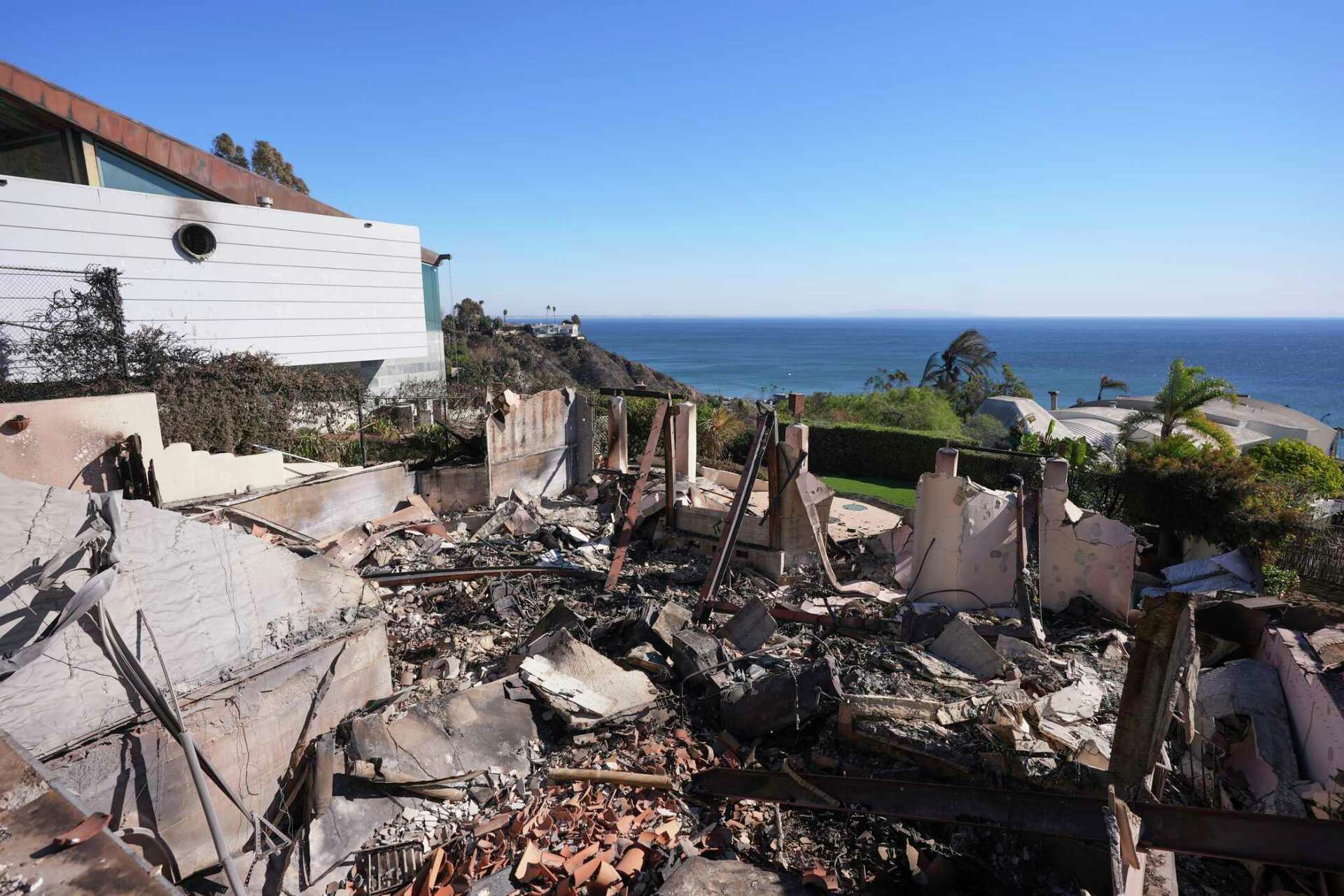 How your windows could save your home from a California wildfire