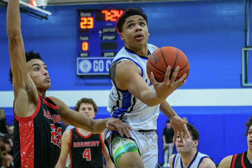 Top-ranked Albany Academy basketball stays unbeaten vs. Section II