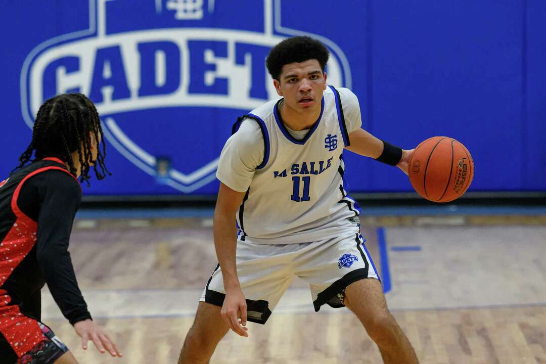 Top-ranked Albany Academy basketball stays unbeaten vs. Section II