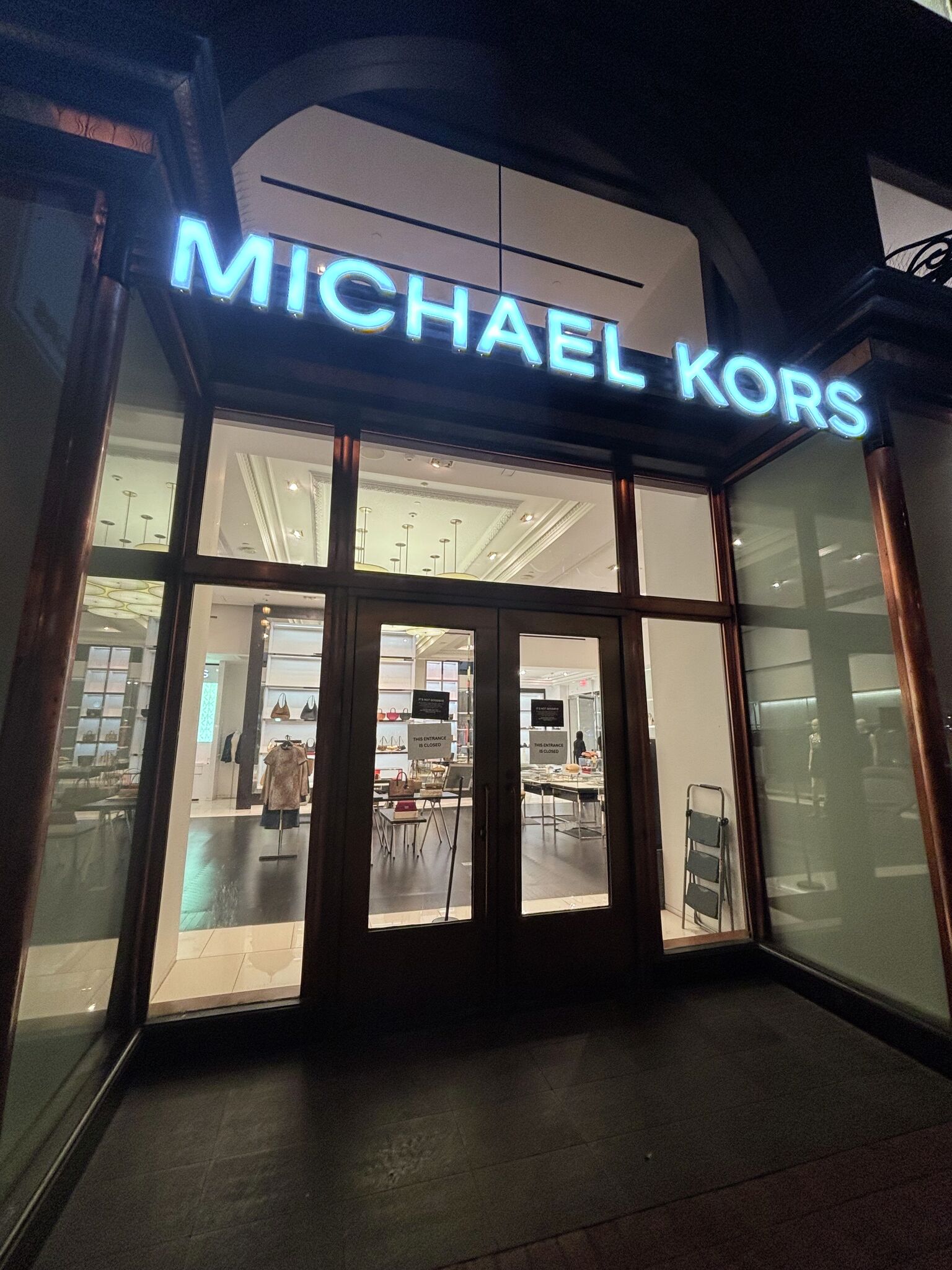 Michael Kors store in San Francisco Centre shopping mall to close